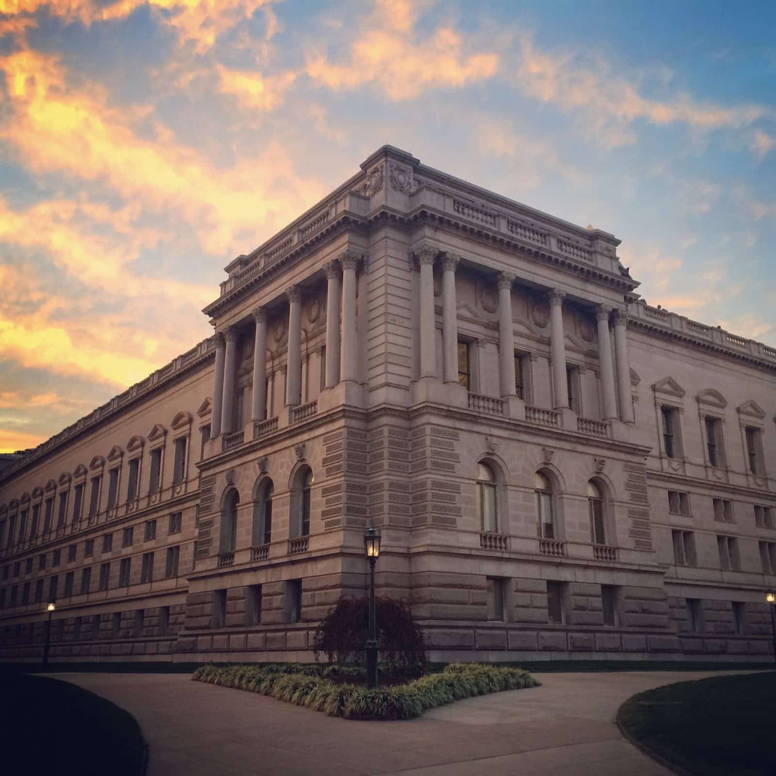 Mr. Jefferson’s Books & Mr. Madison’s War | Society for US Intellectual ...